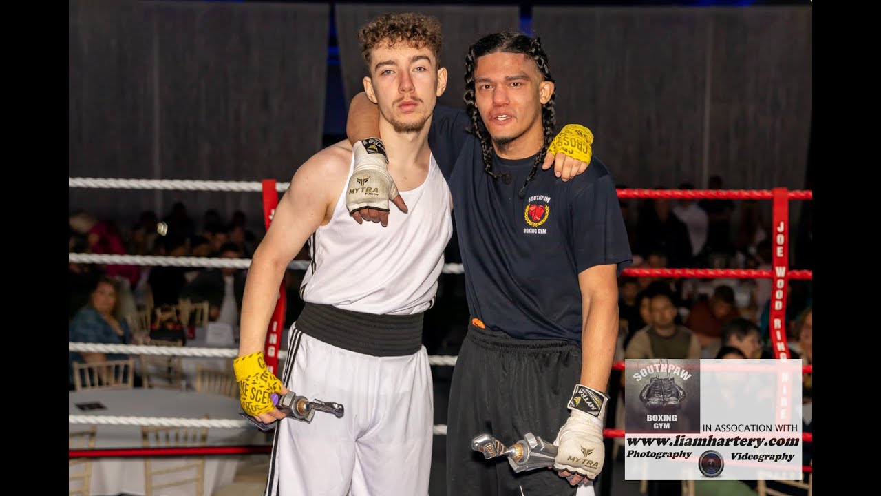 Reece Richards vs Bailey Melia - YouTube