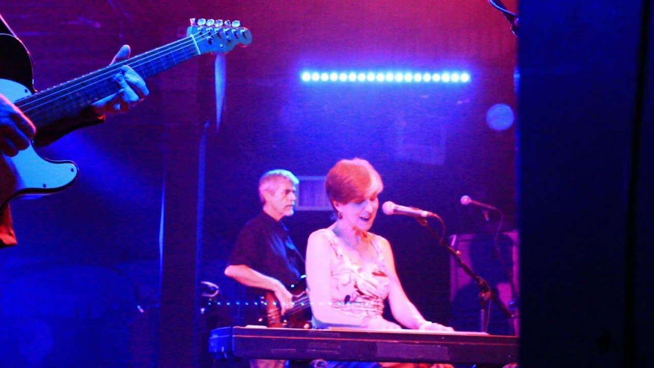 Marcia Ball Falling Back In Love With You - YouTube