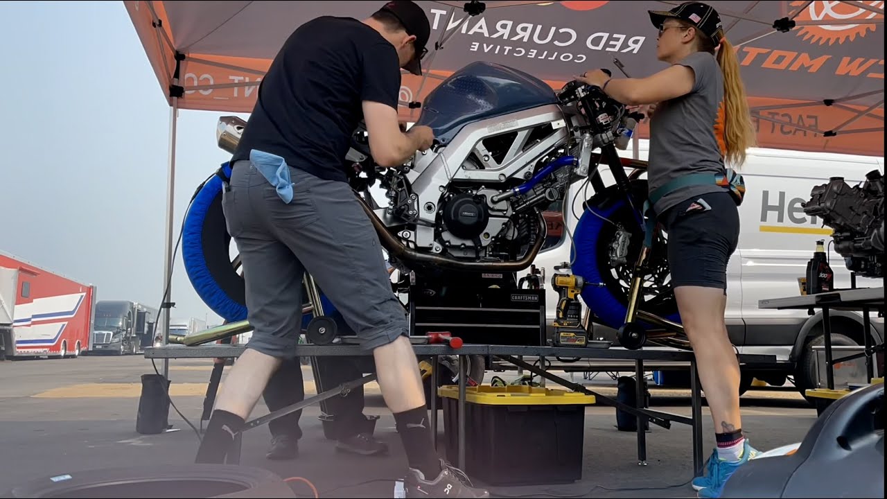 CW Moto Racing SV650 MotoAmerica Twins Cup trackside engine swap time ...