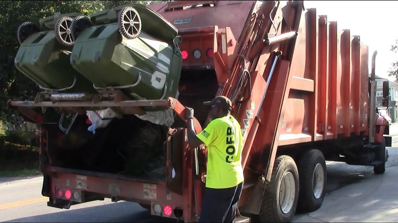 International Workstar / Pak Mor R300 Rear Loader Garbage Truck - YouTube