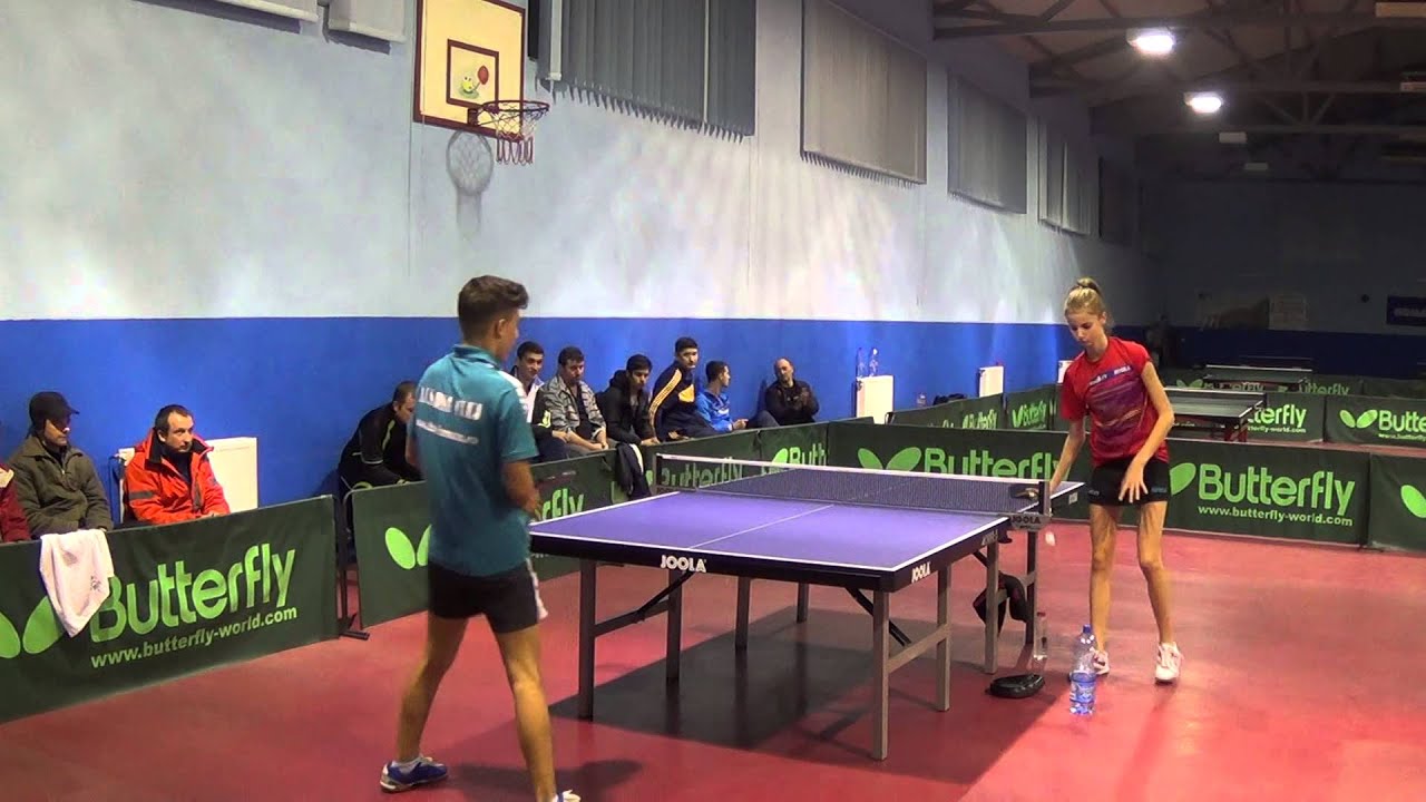 Mocean Dan vs.Muntean Diana - YouTube