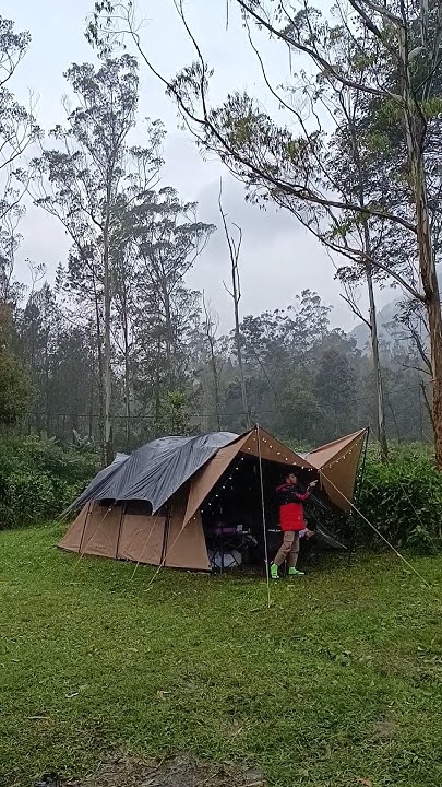suasana camping pagi siang sore malam dan hujan #tendalandwolf #satuduatigalan #inspirasingopi ...