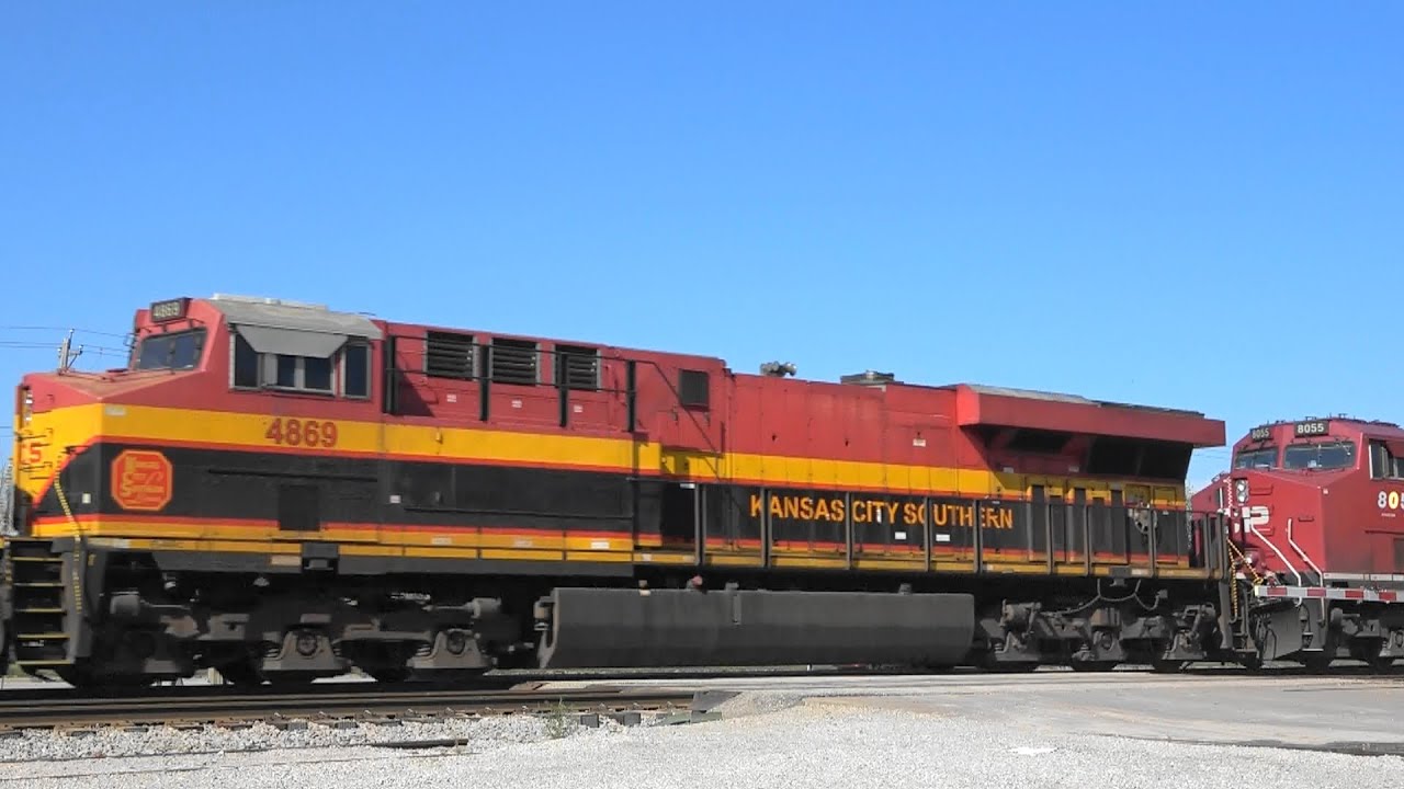BNSF 7081 w/ KCS & CP Power, Buffalo, IA 9/20/22 - YouTube