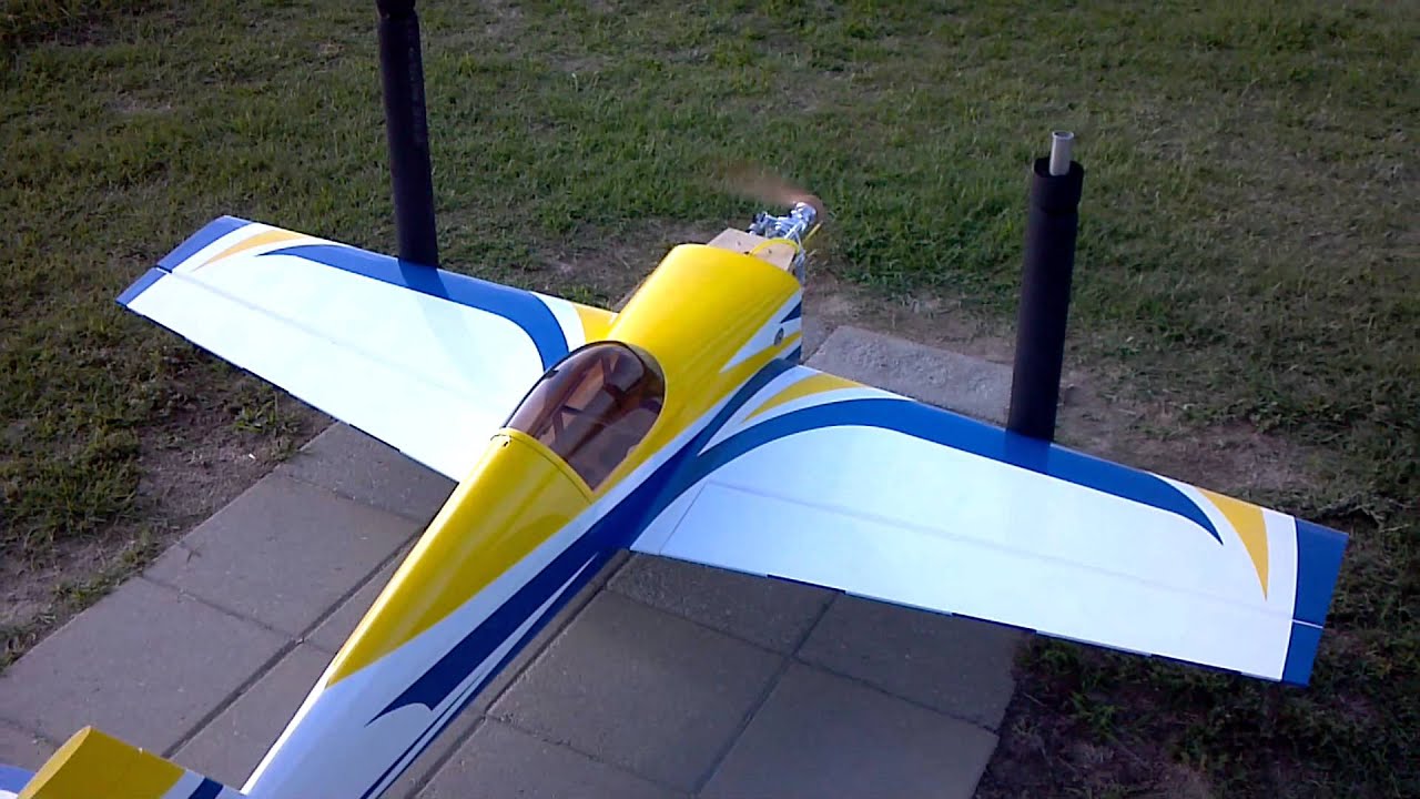 Mintor 33cc first run, 3DHS 72" Extra 330 - YouTube