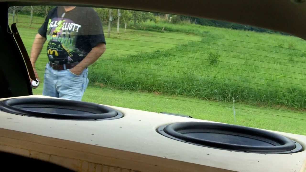 2 Sundown Audio SA 15's Flexing! - YouTube