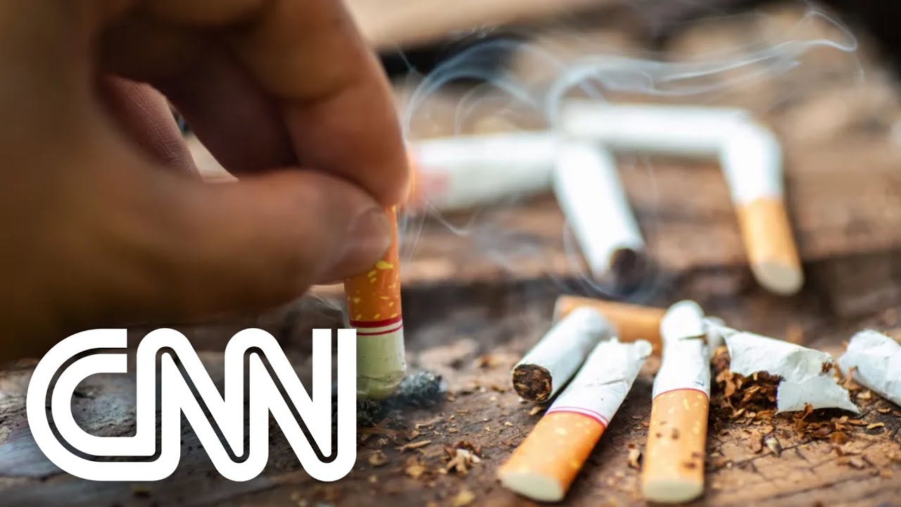 México proíbe fumar cigarros em espaços públicos | CNN PRIME TIME - YouTube