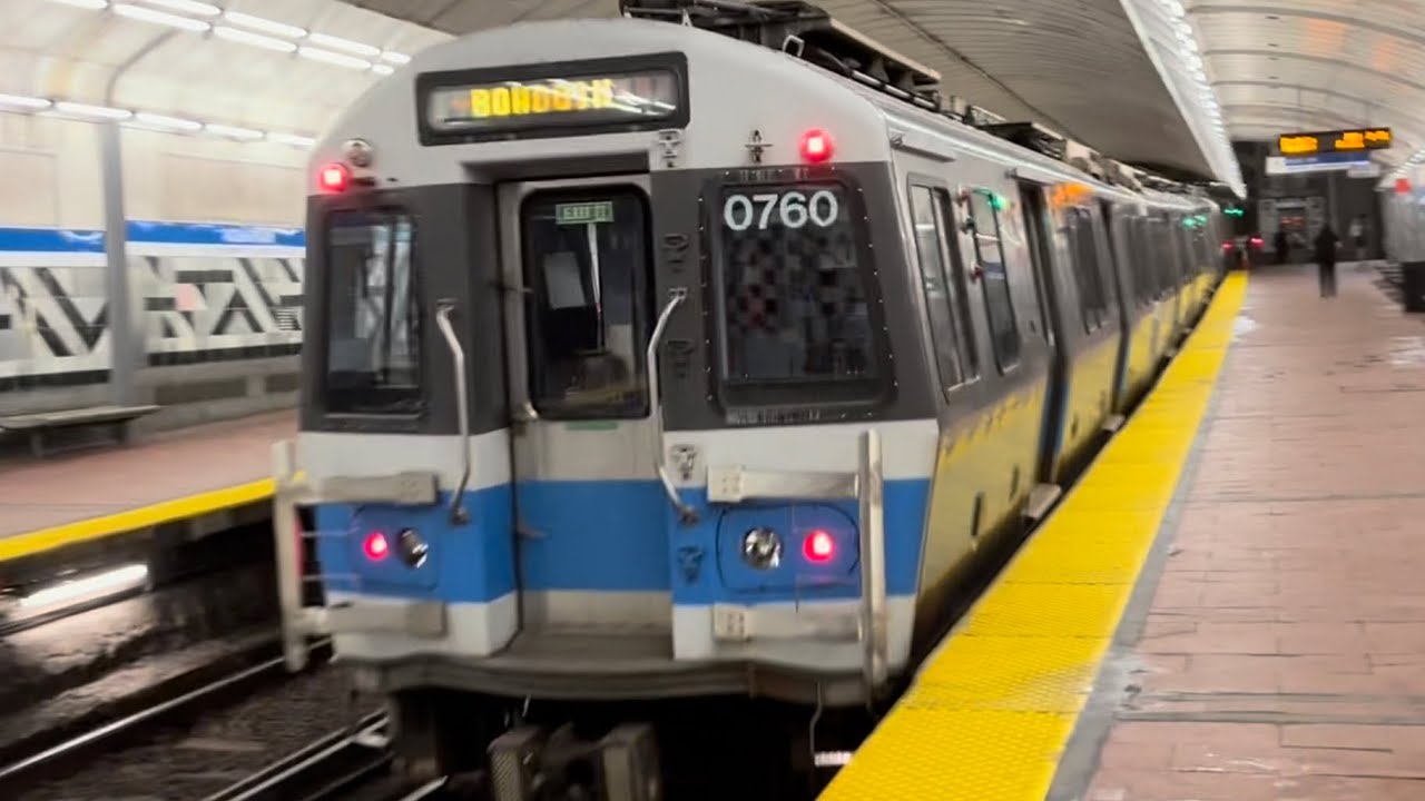 A ride on the MBTA Blue line (Wonderland to Aquarium) - YouTube