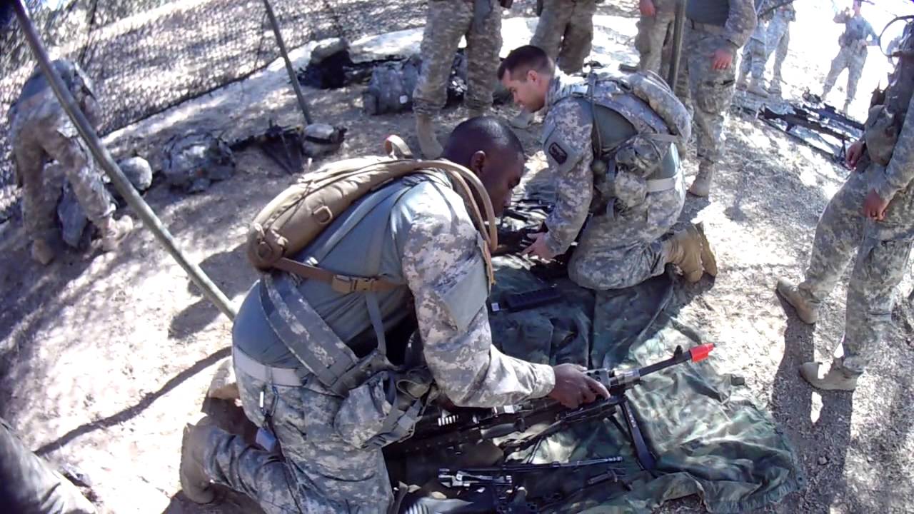 Assembling and disassembling the 240B machine gun - YouTube