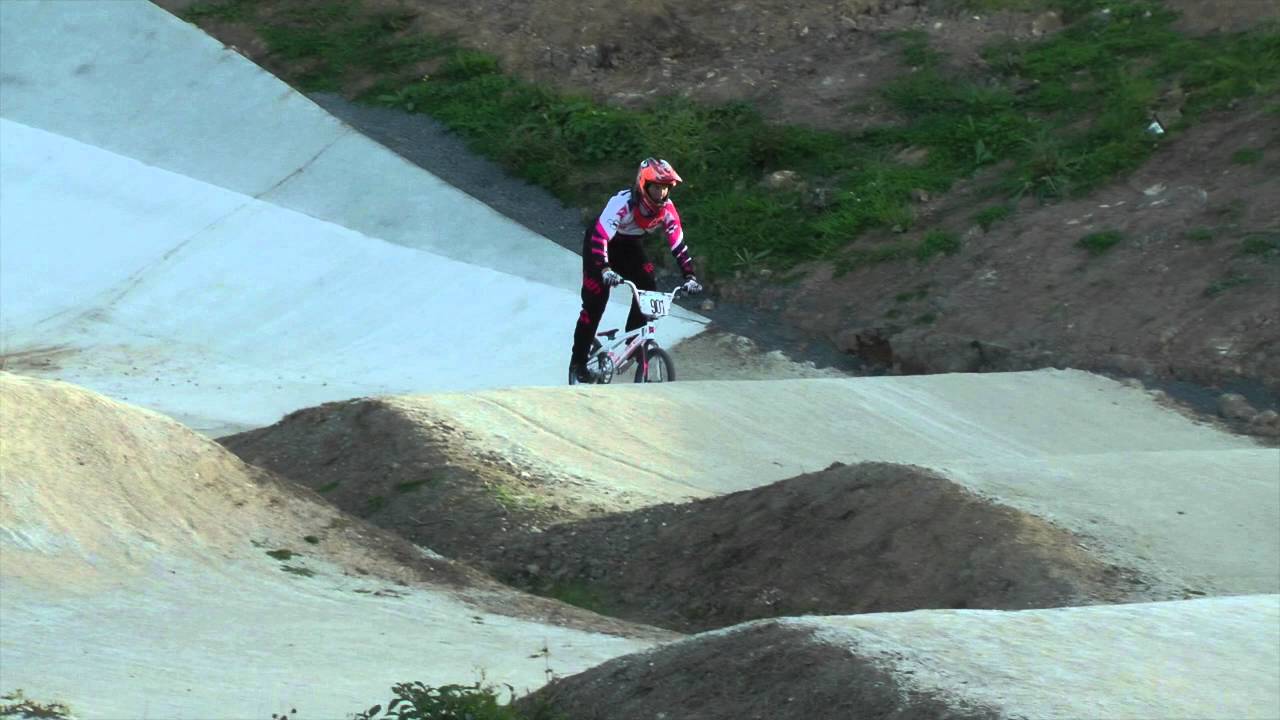 Bmx racing - Waitakere bmx track NZ - YouTube