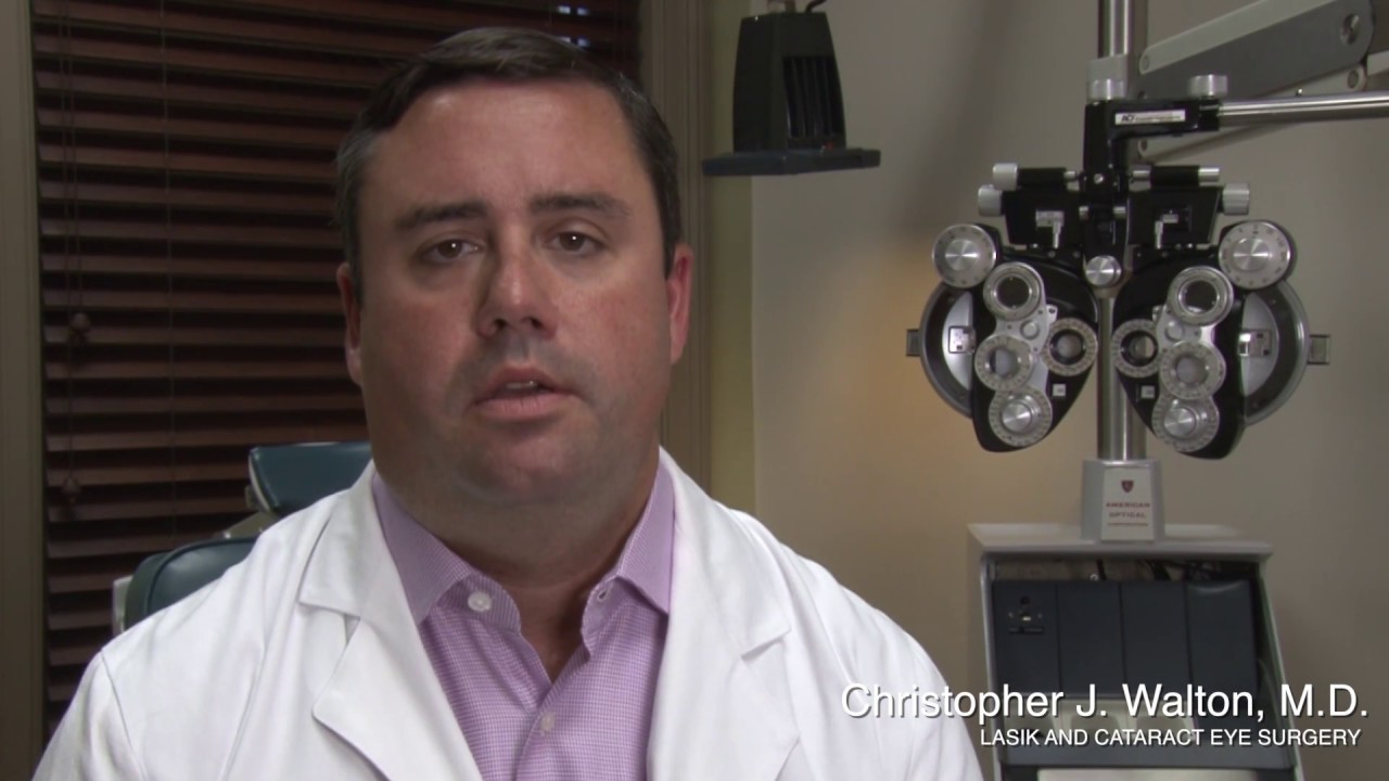What Is Monovision LASIK Surgery? Dr. Walton Explains - YouTube