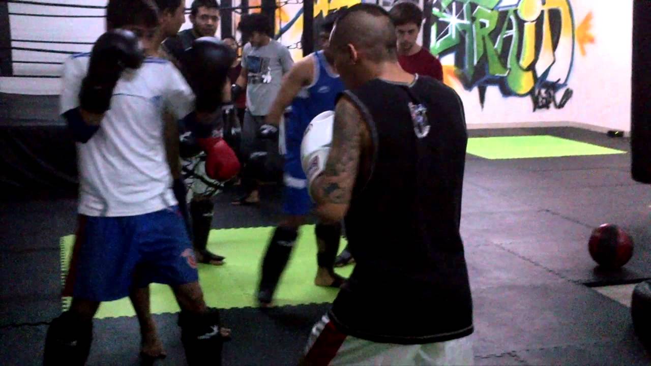 Double Jab, switch inside leg kick, Knee technique at Crosstrain Fight ...
