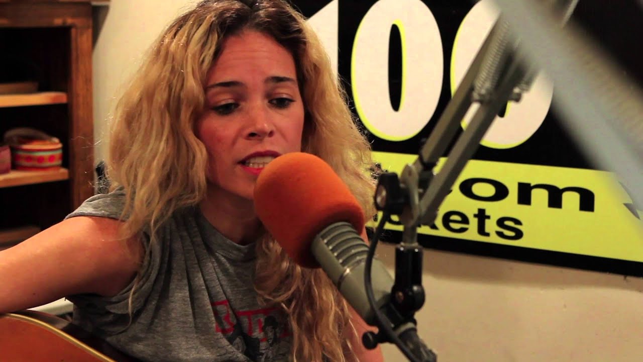 Shelly Colvins - Ojai - Live - YouTube