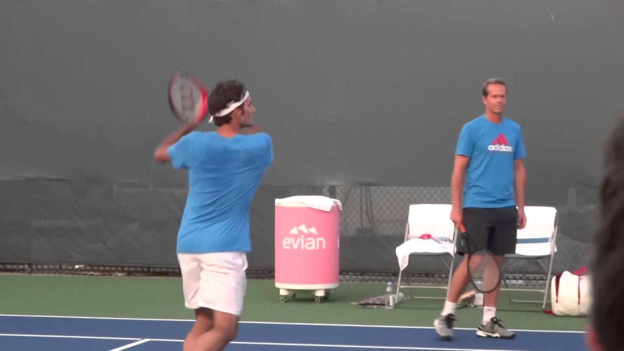 Roger Federer practice volley W&S Open in Cincinnati2014.8.11 - YouTube