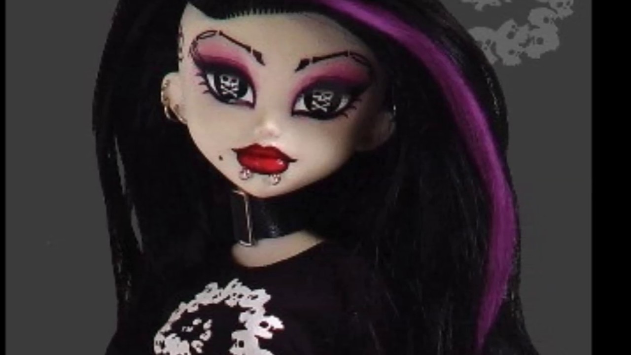 my top favorite living dead and bleeding edge goth dolls - YouTube