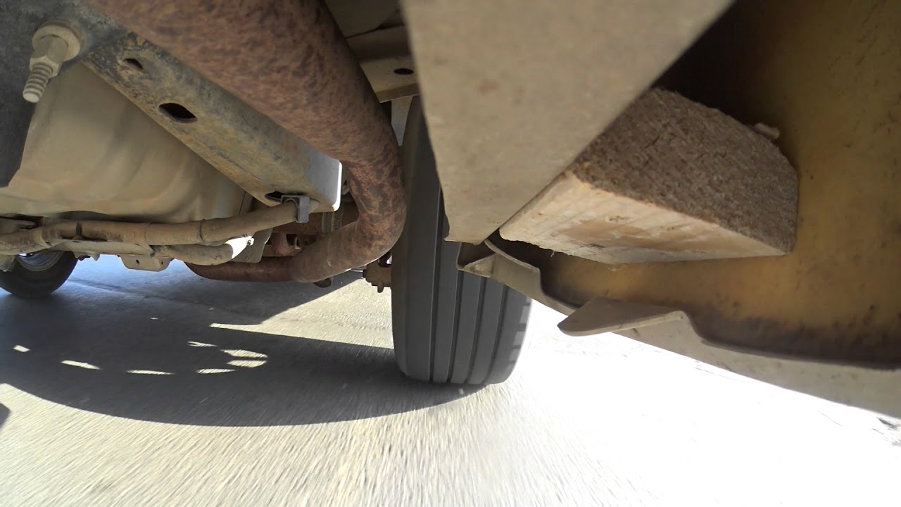 HD film under car undercar suspension in action. - YouTube