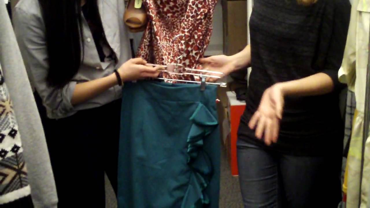 Deidre Muro of Savoir Adore Guest Styles at Stylecaster - YouTube