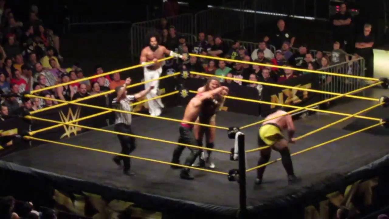 Shinsuke Nakamura/No Way Jose vs Samoa Joe/Riddick Moss (9-18-16) - YouTube