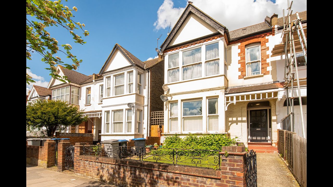 Wrottesley Road, Willesden Junction NW10 - YouTube