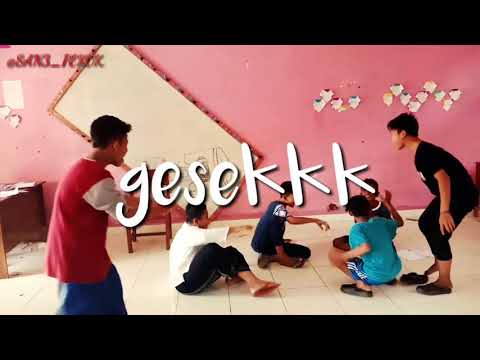 gesek
