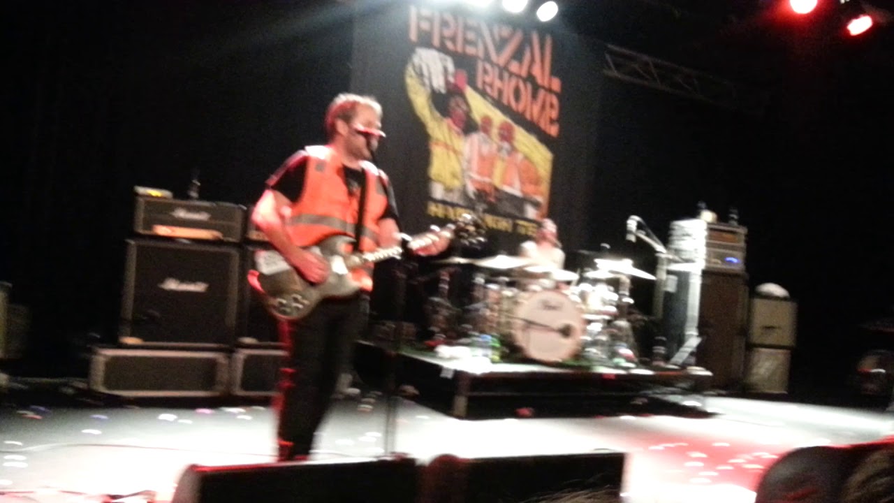 Frenzal's prodigal son Ben Costello returns - YouTube