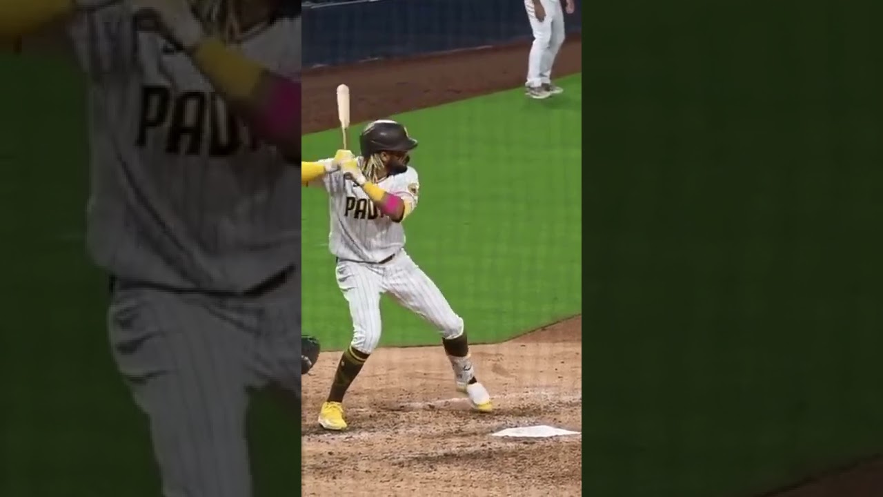 Fernando tatis jr bat flip - YouTube