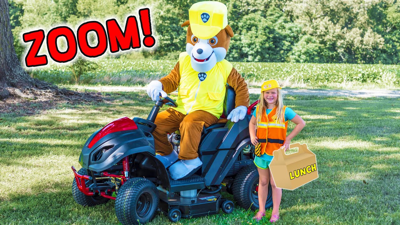 ASSISTANT helps Paw Patrolfind their missing Lunch Funny Video - YouTube