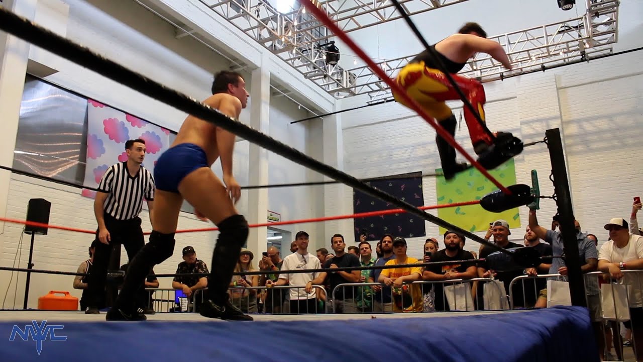 Tony Deppen vs. Jaden Valo - YouTube