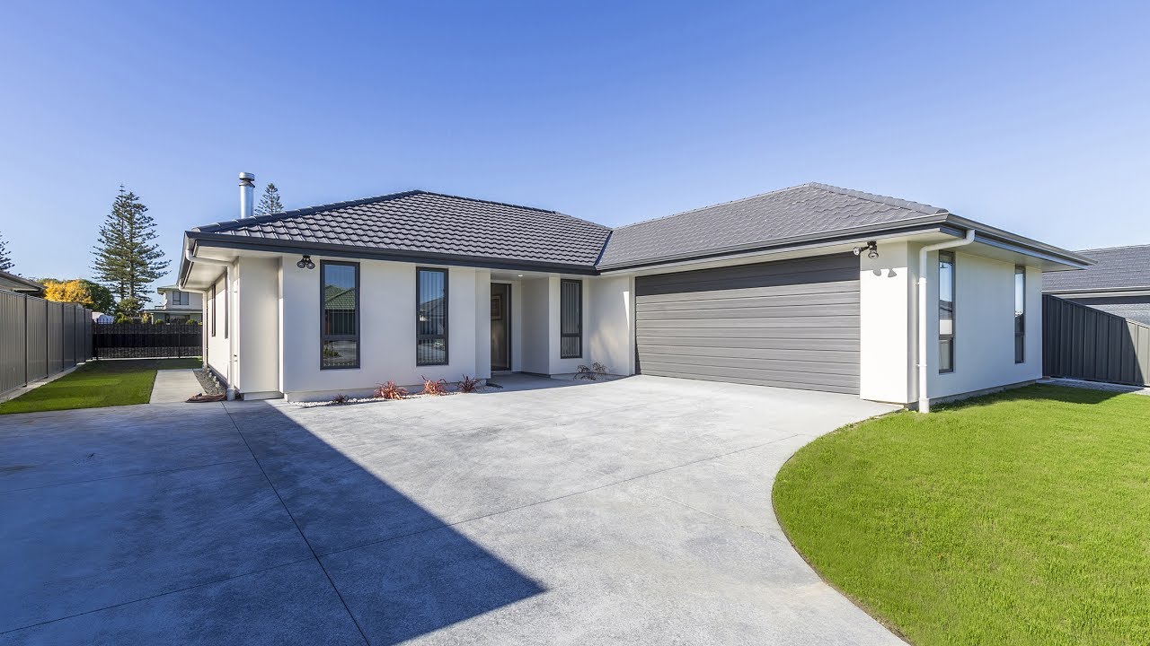 16 Aparima Place, Te Awa, Napier - YouTube