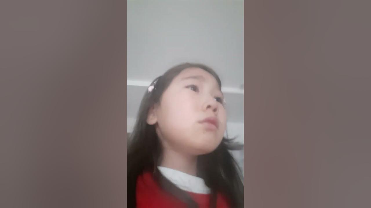 Дүү маань миний мөнгийг тоолоод байхын маа кк🥰😊 Youtube