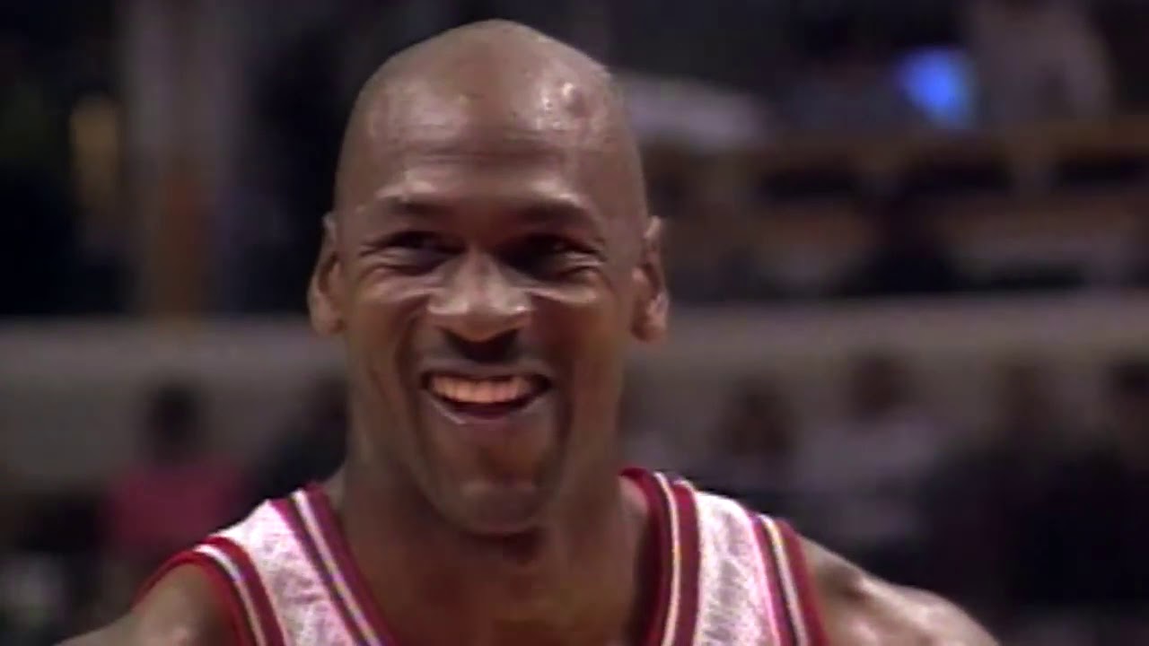 Michael Jordan’s fadeaway Signature Shots - YouTube