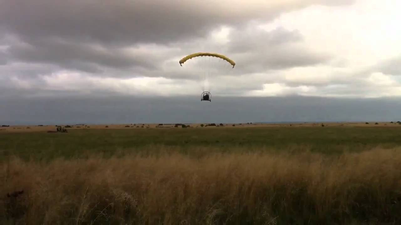 Peter Hartney's solo flight in an Aerochute - YouTube