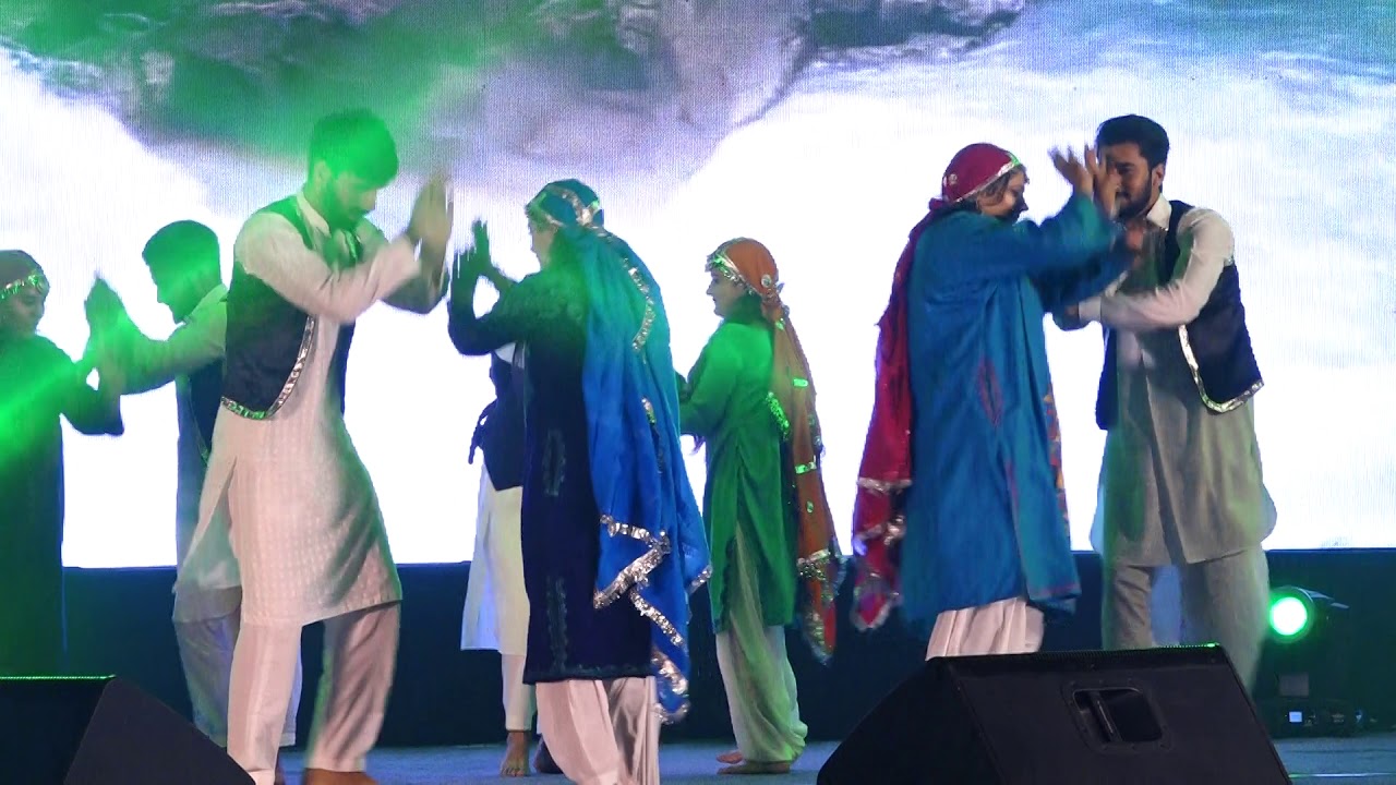 Kashmiri Dance FLAIR 2018 - YouTube