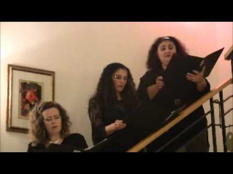 Gloria Faure Messager - YouTube