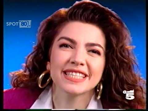 Spot Vestiti di carnevale I Puffi - Giochi Preziosi 