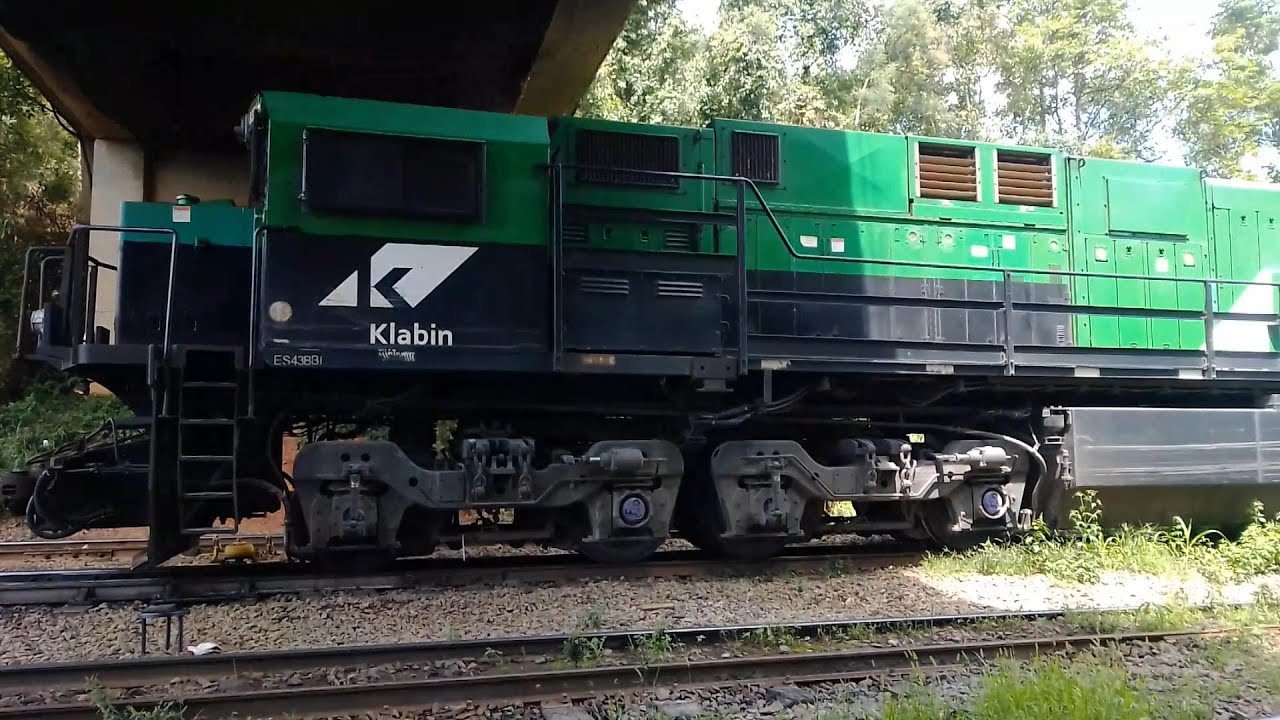 ES43bbi de perto - ES43bbi up close - YouTube