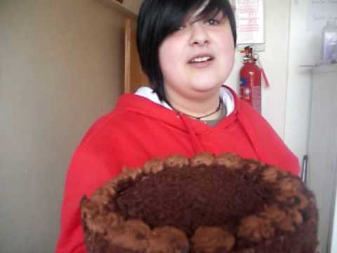 How To Destroy A Cake 205 Style - YouTube