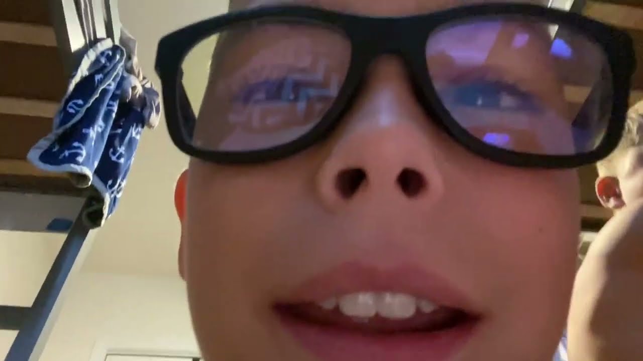 Bye bye ant:POV - YouTube