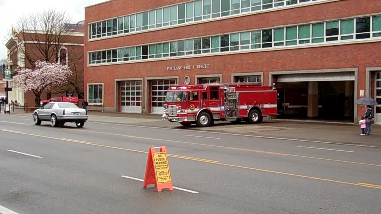 Engine 1 Responding Portland Fire & Rescue (2008 Pierce Arrow XT Pumper ...