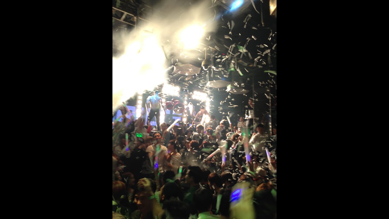 SEOUL ~ HONGDAE ~ CLUB COCOON - YouTube