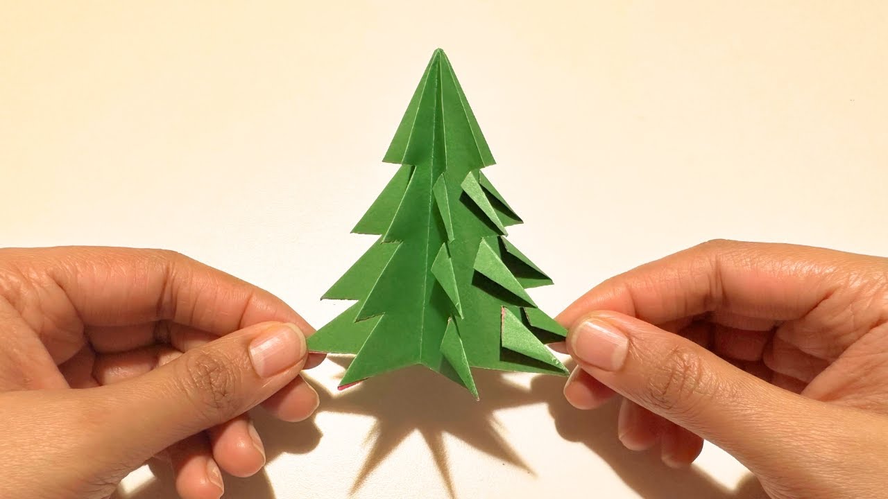 How to Make an Easy Christmas Tree with Paper | DIY Christmas Craft ...