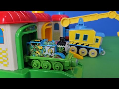 Thomas the Train Gordon and Carly Toys for Kids - YouTube