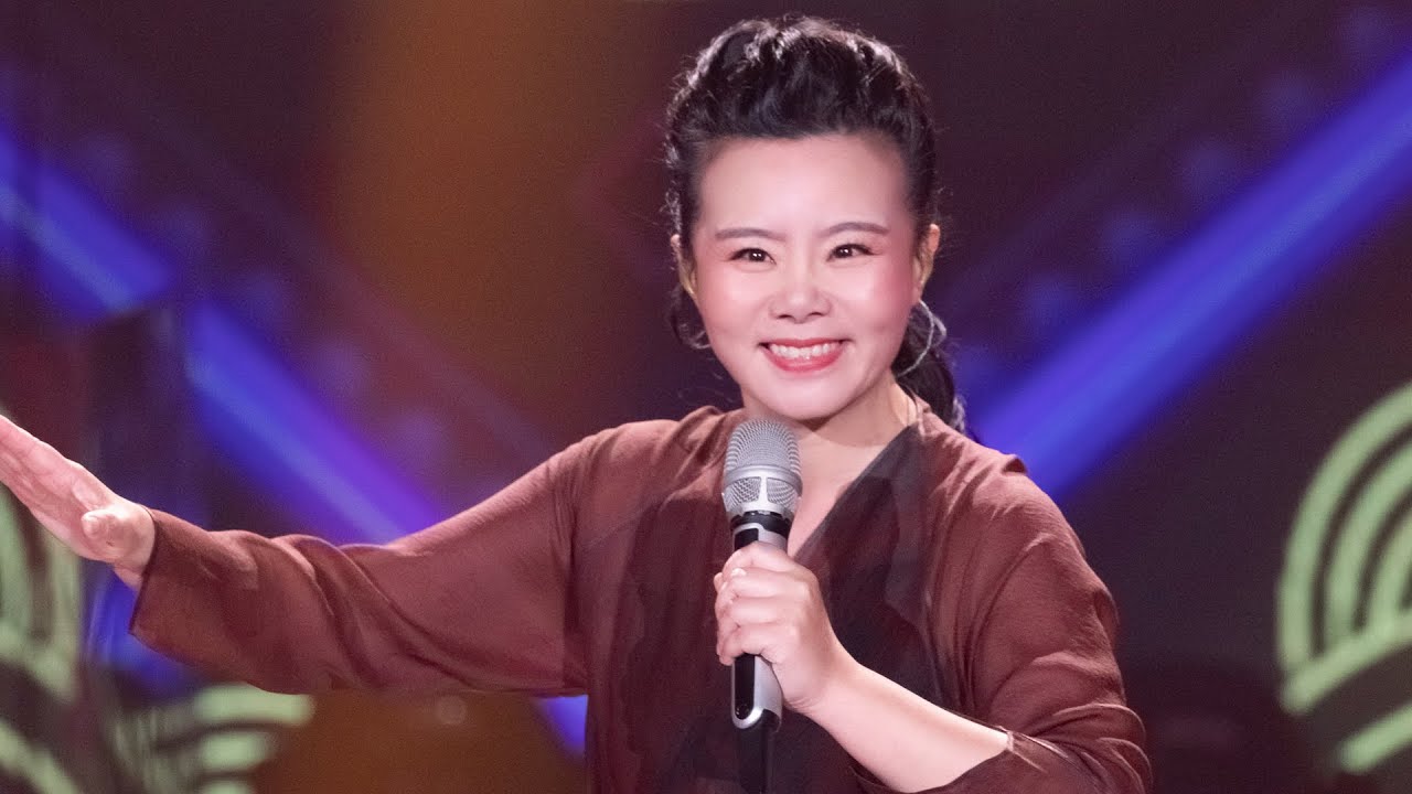 Experience the helplessness and sadness with Gong Linna! 太绝了！龚琳娜改编演绎华晨宇 ...