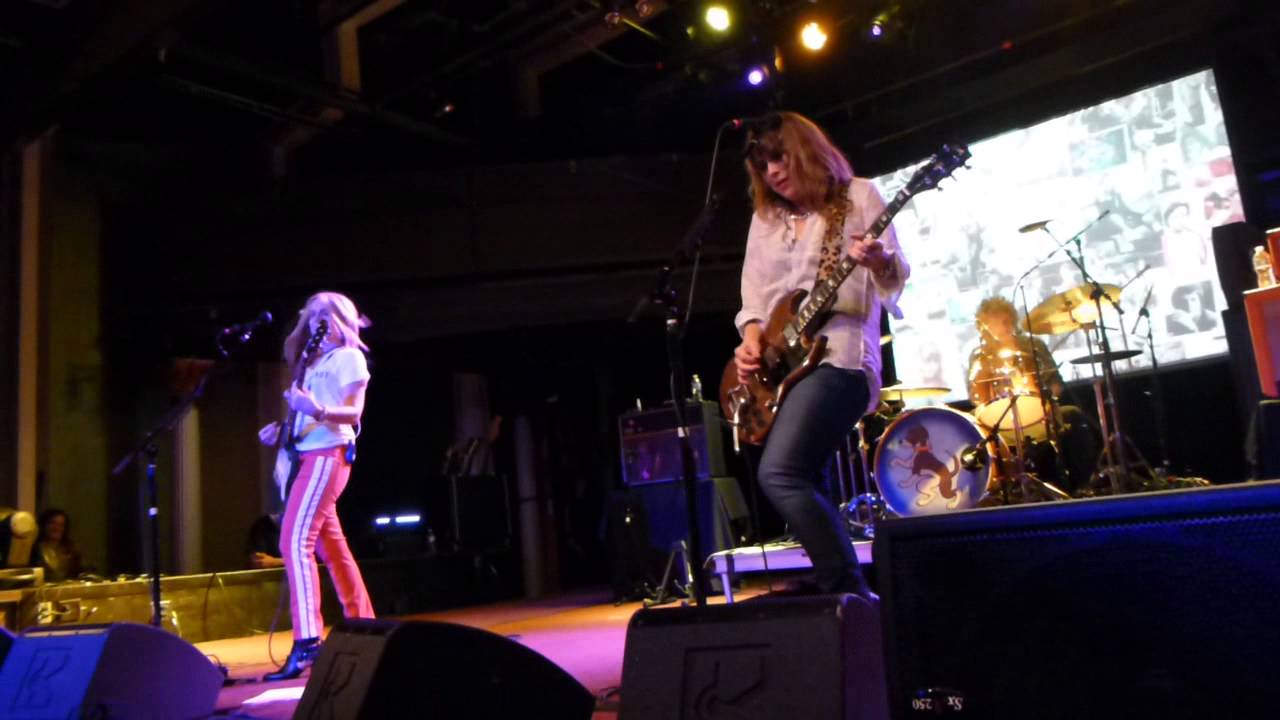 Veruca Salt - Volcano Girls live at Varsity Theater Minneapolis - YouTube