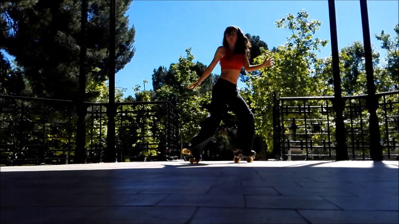 LAURA ROLLER DANZA EN PATINES RETIRO - YouTube