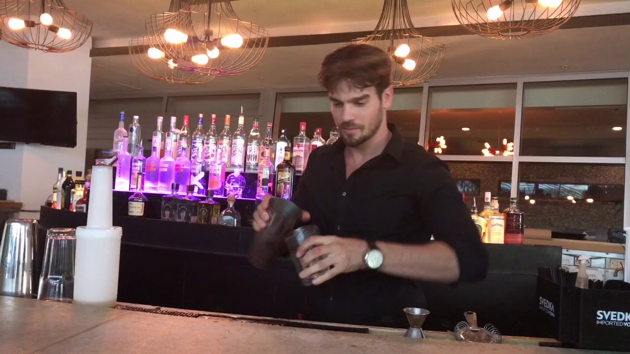 Bartender Stephen at Front Porch Cafe Miami - YouTube