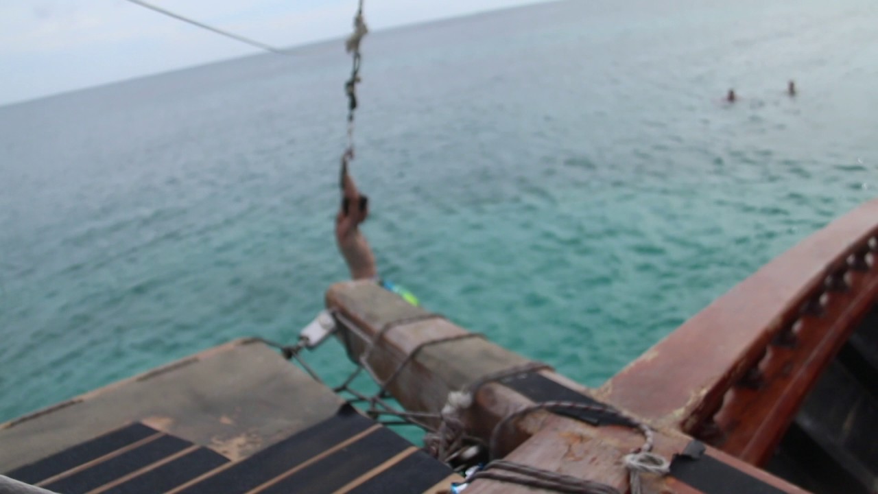 The Jolly pirate Aruba 2016 - YouTube