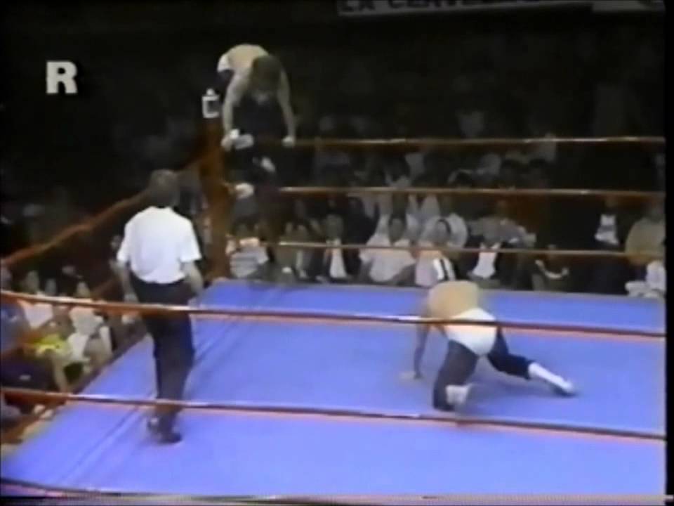 El Dandy vs. Angel Azteca - YouTube