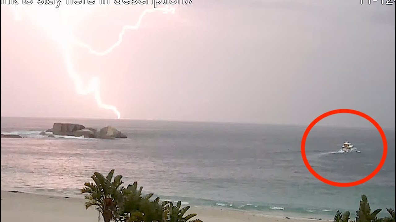 Boat gets caught in severe thunderstorm in Cape Town! Heavy rain ...