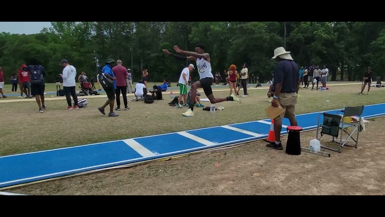 Triple Jump Khalen Pinkard C/O 26' - YouTube