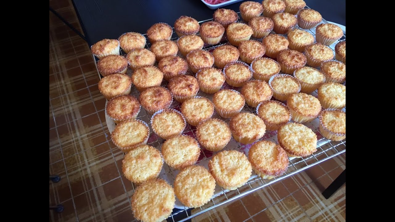 coconut macaroons - YouTube